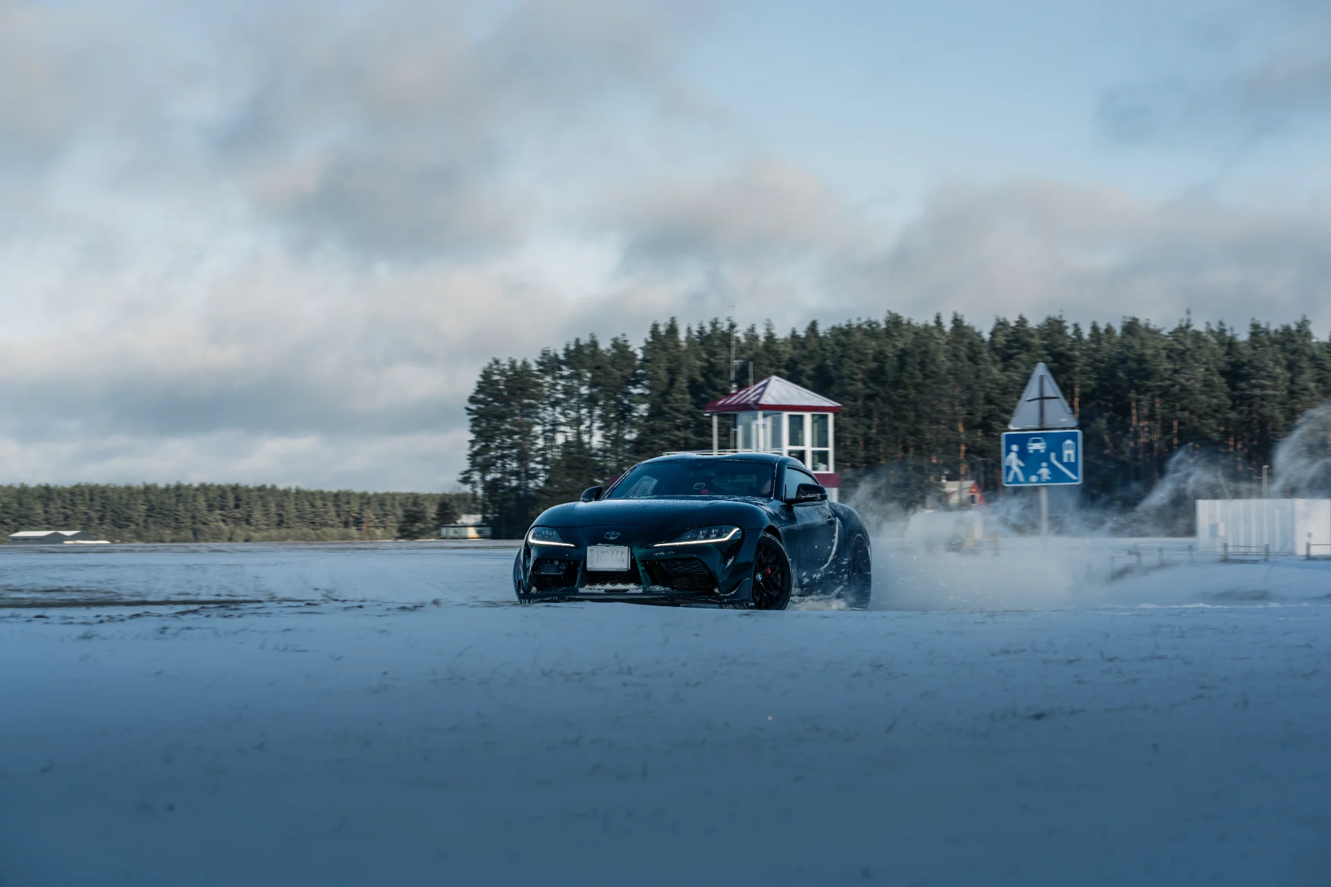 Toyota Supra MK5 - Nuoma | Nekasdieniai.lt